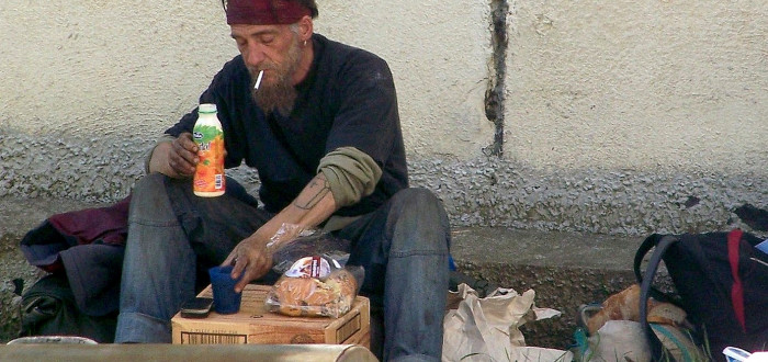 Příbramští bezdomovci čekají na ubytovnu, zatím jim pomůže gulášovka ...